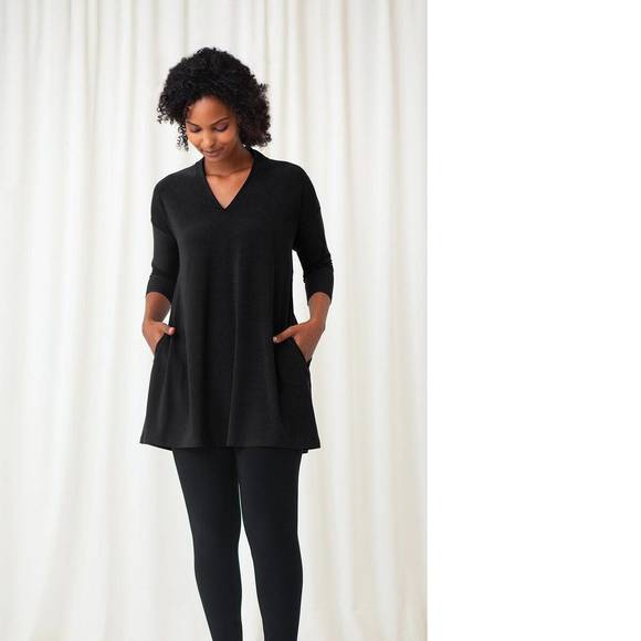 Sympli | Tops | Nwt Sympli Deep V Ruched Tunic In Black | Poshmark